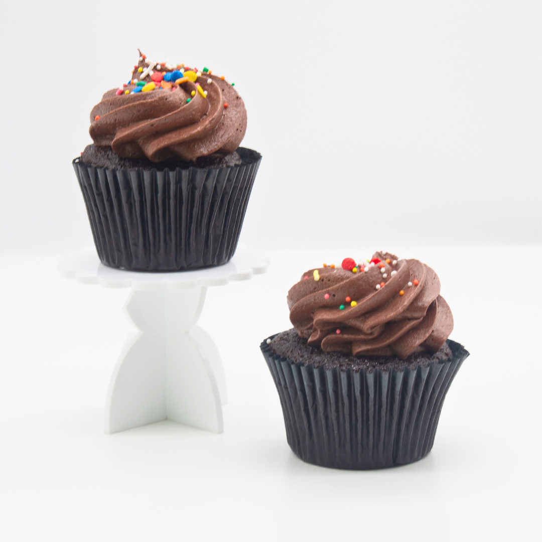 Branded Dipped Oreos - Tessa’s Cake Drop